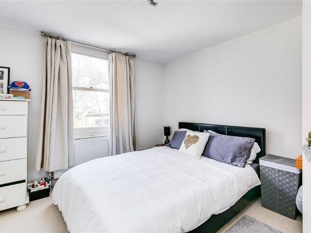 Leathwaite Road, London, SW11, London