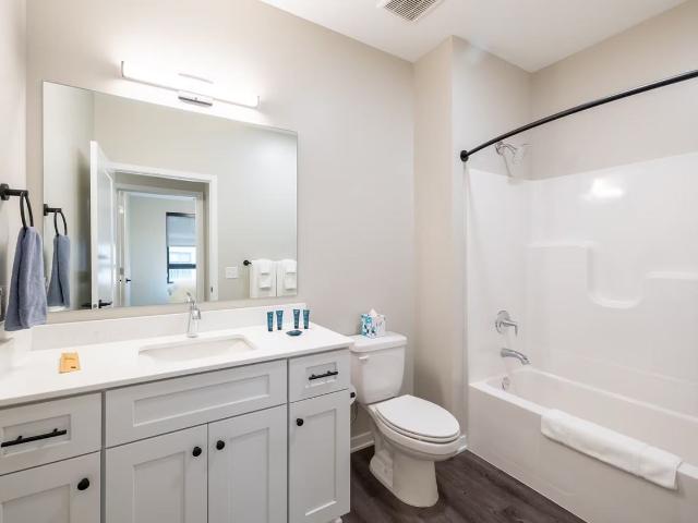 Leavenworth Lofts 1 Bedroom Apartment for Rent at 3612 Leavenworth St, Omaha, NE 68105