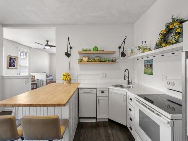 Leavitt St Unit,salem, Condo For Sale