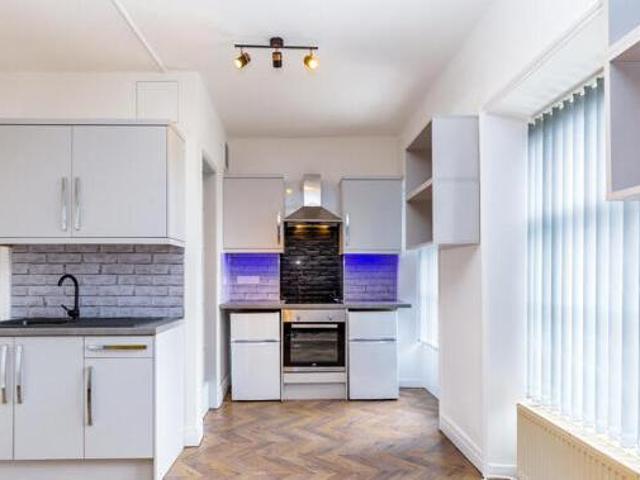Leazes Terrace, Newcastle Upon Tyne, Studio Flat For