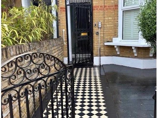 Lea Bridge Road, London E5, 1 bed flat to rent, £1,900 pcm | PrimeLocation