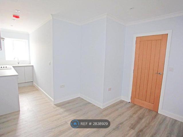 Lea Bridge Road, London E10, 1 bed flat to rent, £1,400 pcm | PrimeLocation