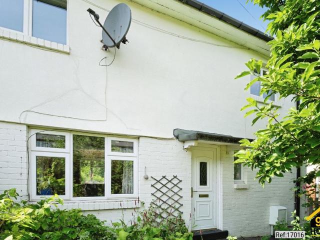 Lea Farm Road, Leeds, West Yorkshire LS5, 2 bed semi detached house to rent, £1,200 pcm | PrimeLocation