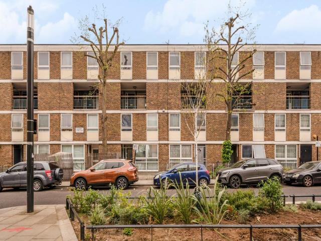 Lea House, Salisbury Street, London NW8, 3 bed flat to rent, £3,683 pcm | PrimeLocation