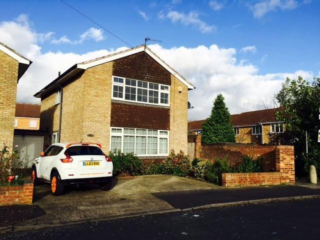 Leacroft Close, West Drayton UB7, 4 bed detached house to rent, £2,500 pcm | PrimeLocation