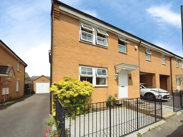 Leaf Avenue, Peterborough PE7, 4 bed property to rent, £1,500 pcm | PrimeLocation