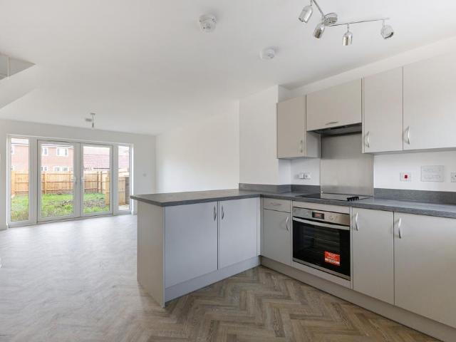 Leaf Living at Westcombe Park. 2 bed terraced house to rent £1,615 pcm £373 pw