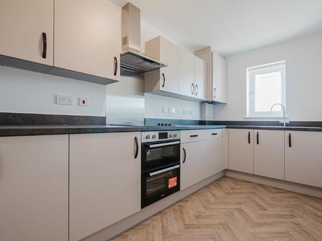 Leaf Living at Albany Park, Church. 1 bed apartment to rent £1,365 pcm £315 pw