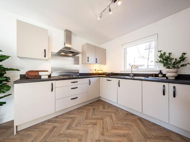 Leaf Living At Albany Park, Church Crookham, Fleet GU52, 0Ah, 1 bed flat to rent, £1,335 pcm | PrimeLocation