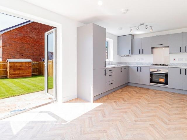 Leaf Living At Allium Park, Guildford GU23, 6Ef, 3 bed semi detached house to rent, £2,700 pcm | PrimeLocation