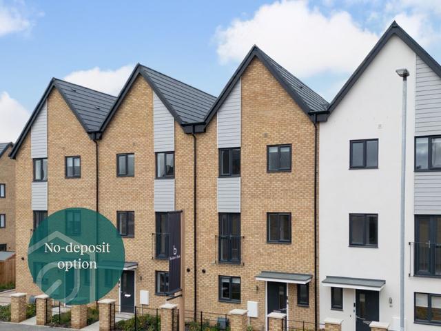 Leaf Living At Buckler's Park, Crowthorne RG45, 6Wp, 4 bed terraced house to rent, £2,600 pcm | PrimeLocation