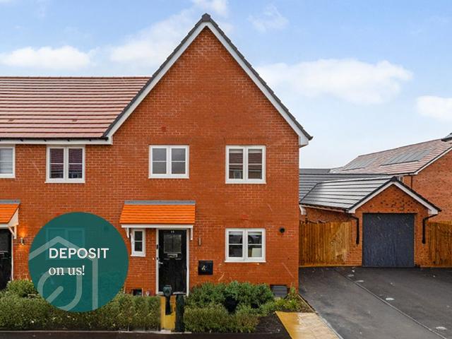 Leaf Living At Green Oaks, Hednesford Avenue, Quedgeley GL2, Gloucester, 3 bed end terrace house to rent, £1,650 pcm | PrimeLocation