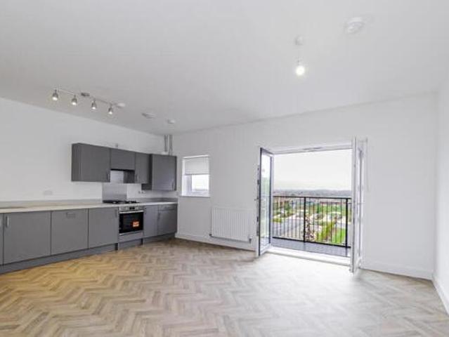 Leaf Living At Stortford Fields, Bishop Cm, 2 Bedroom Apartment