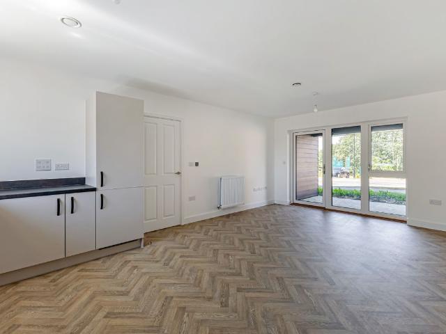 Leaf Living Oakhurst At Brookleigh, Burgess Hill RH15, 8Lr, 2 bed flat to rent, £1,500 pcm | PrimeLocation