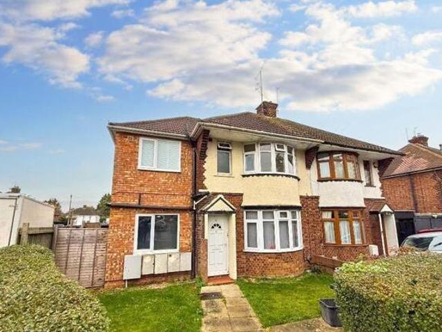 Leagrave, Roman Road, Luton, Studio Flat For
