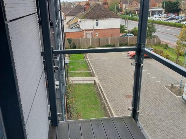 Leah Gardens, Eastleigh SO50, 2 bed flat to rent, £1,065 pcm | PrimeLocation