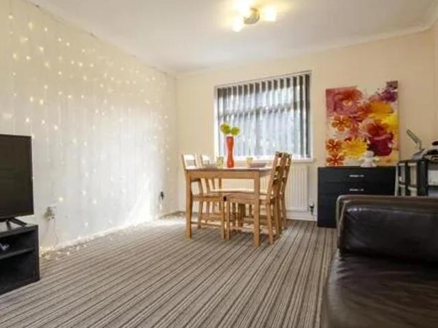 Leahurst Crescent, Birmingham, West Midlands, B17 | 2 bed house for rent #166908516 | Rentberry