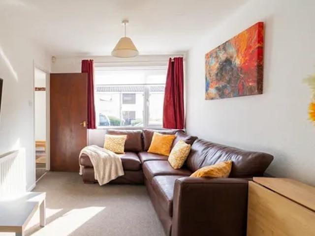 Leahurst Crescent, Metchley, B17 0NQ, United Kingdom | 4 bed house for rent #166625753 | Rentberry