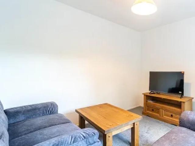 Leahurst Crescent, Metchley, B17 0NQ, United Kingdom | 4 bed house for rent #168056380 | Rentberry