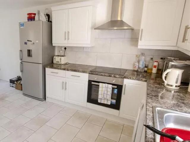 Leahurst Crescent, Metchley, B17 0NQ, United Kingdom | 4 bed house for rent #134705839 | Rentberry