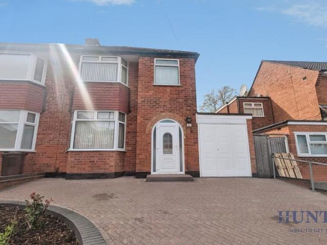 Leam Crescent, Solihull B92 8PD 3 bed semi detached house to rent £1,495 pcm £345 pw