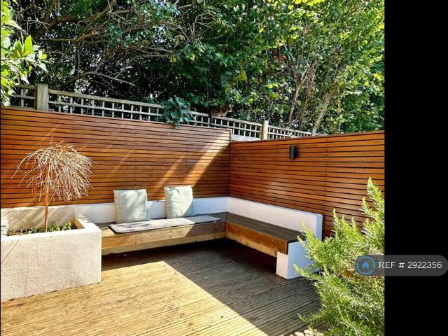 Leamington Villas, London, SE13 2 bed maisonette to rent £2,950 pcm £681 pw