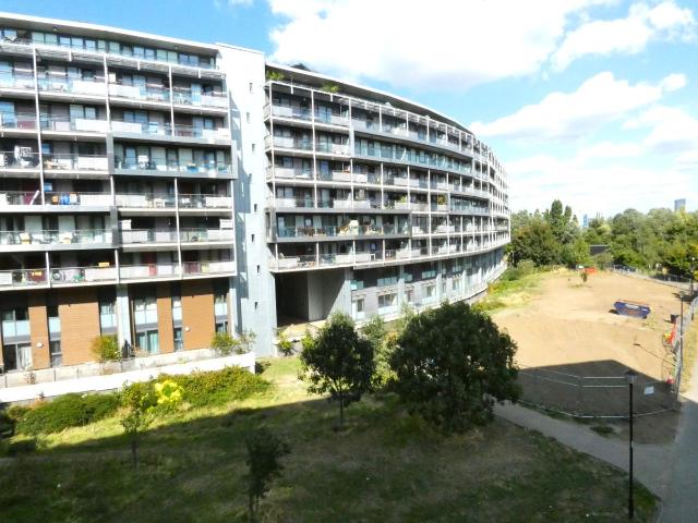 Leamore Court Meath Crescent, London E2, 2 bed flat to rent, £2,000 pcm | PrimeLocation