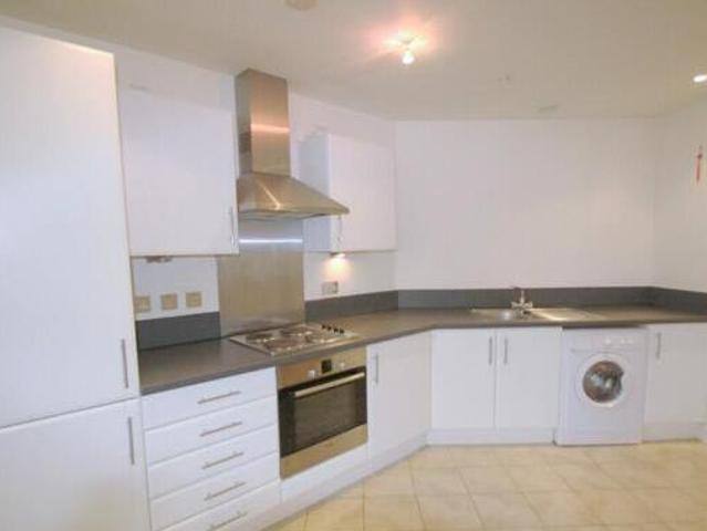Leamore Court, London, 2 Bedroom Flat