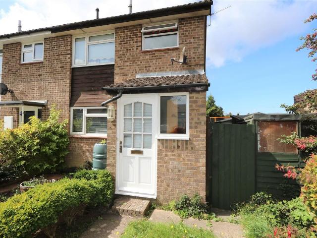 Leamland Walk, Hailsham BN27, 3 bed property to rent, £1,300 pcm | PrimeLocation