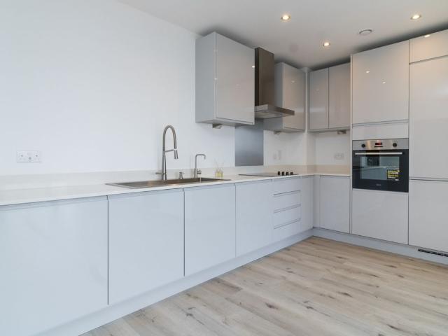 Leander Heights, Springfield Park ME14, 2 bed flat to rent, £1,550 pcm | PrimeLocation