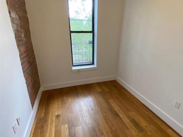 Lease Takeover 1BR of 3 Bed Stuy Just Off Halsey S