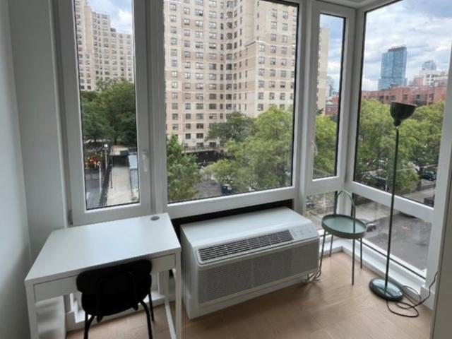 Lease Takeover – Downtown Brooklyn in August