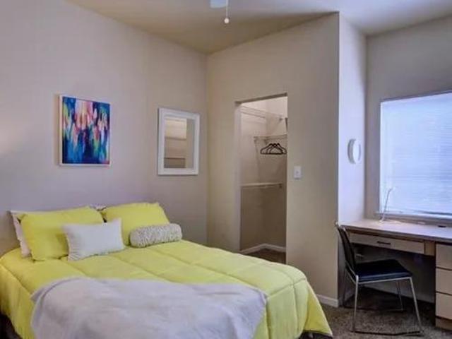 LEASE TAKEOVER MAVERICK CREEK VILLAS