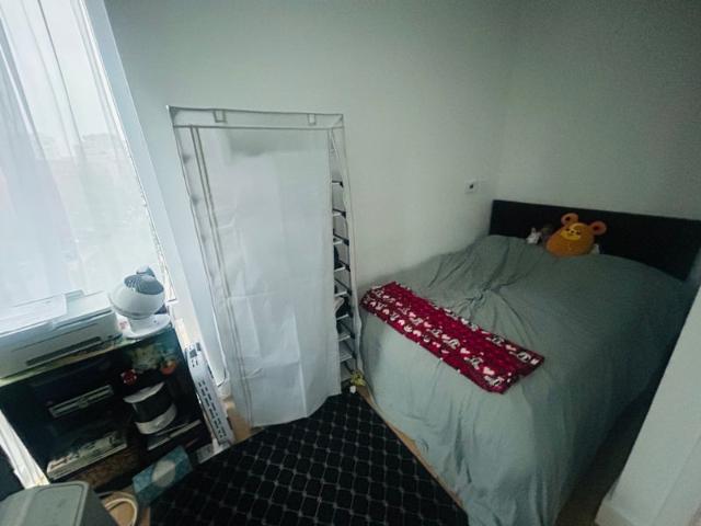 ️ LEASE TAKEOVER – Private Bedroom