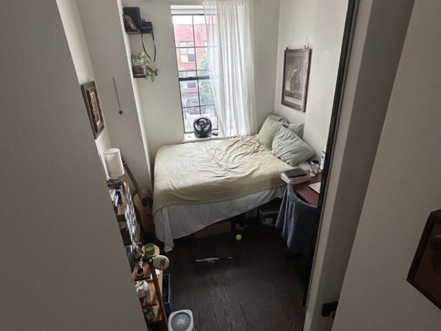 LEASE TAKEOVER room in rent stabilized 2BR!