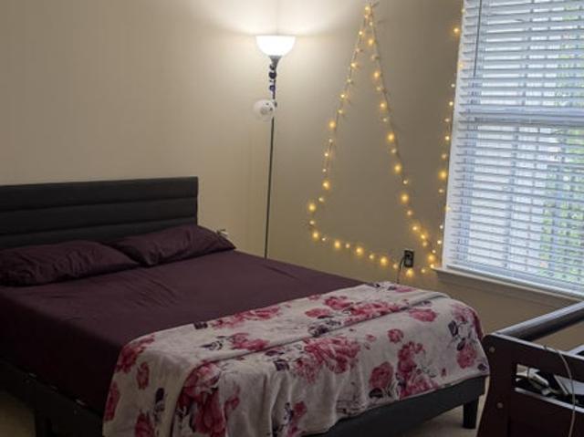 Lease transfer Master bedroom with private bath