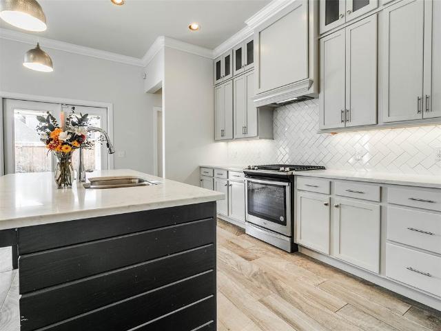 Lease: MLS #1244