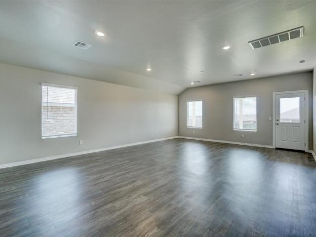Lease: MLS #1225