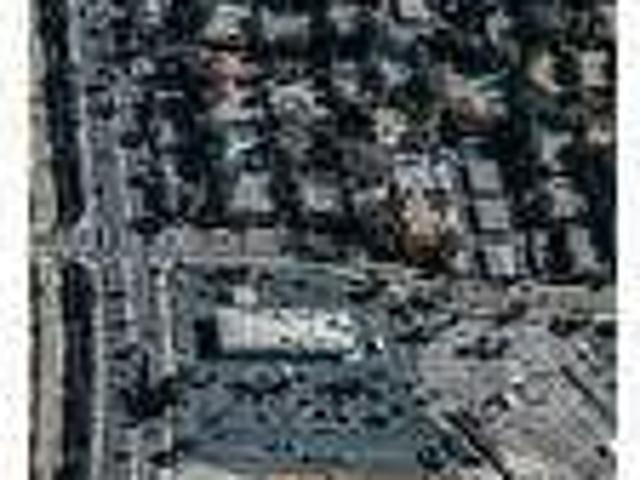 Lease Spacious 1+1. Approx 850 sf of Living Space!