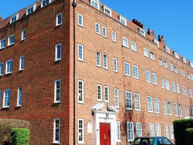 Lebanon Court, Richmond Road, London, TW1 3DA, United Kingdom | 3 bed apartment for rent #140398270 | Rentberry