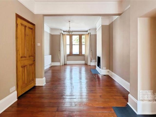 Lebanon Road, Croydon, CR0 3 bed terraced house to rent £2,250 pcm £519 pw