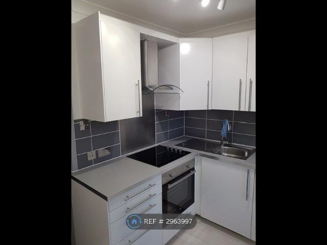 Lebanon Road, Croydon CR0, 1 bed flat to rent, £1,450 pcm | PrimeLocation