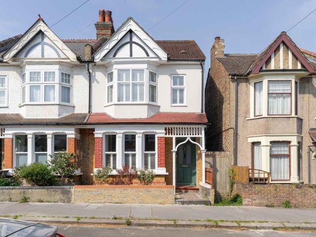 Lebanon Road, East Croydon 3 bed end of terrace house to rent £2,600 pcm £600 pw