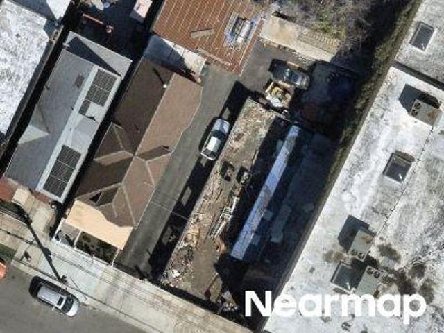 Lebanon St