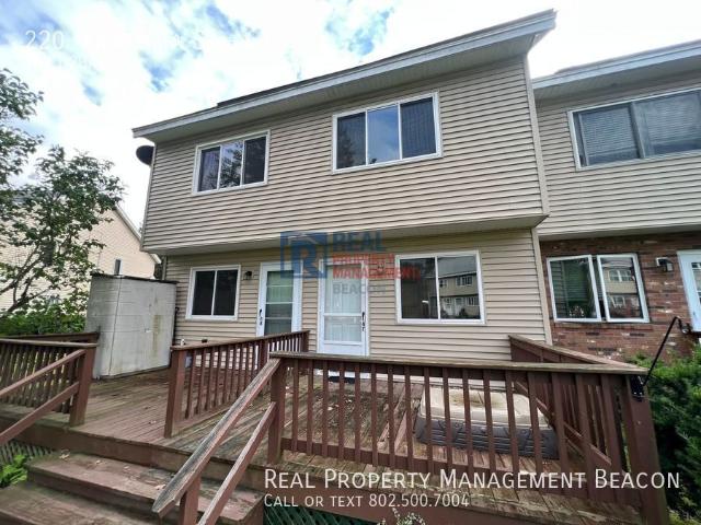 Lebanon 2 Bedroom Renihan Meadows condo $2100 plus utilities