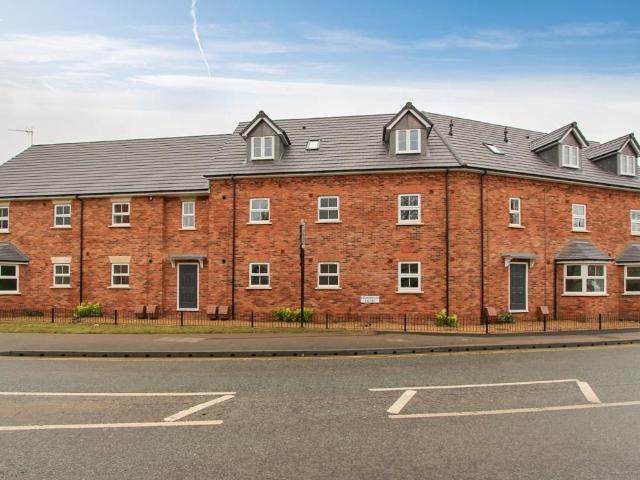 Leckbridge Court, Leighton Buzzard LU7, 1 bed flat to rent, £995 pcm | PrimeLocation