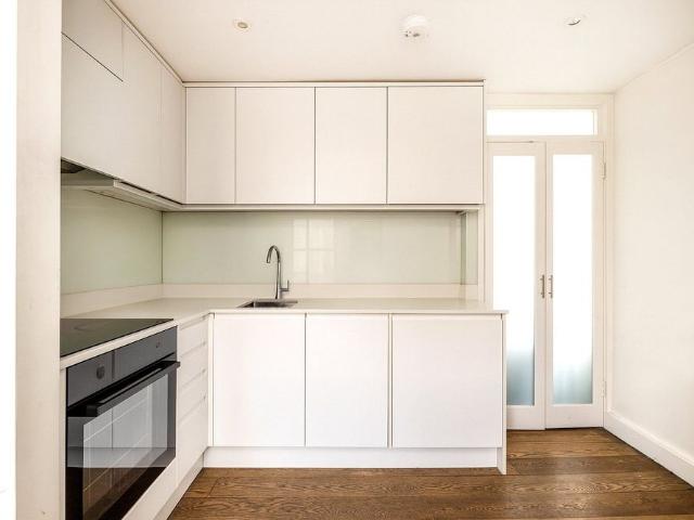 Ledbury Road, W11