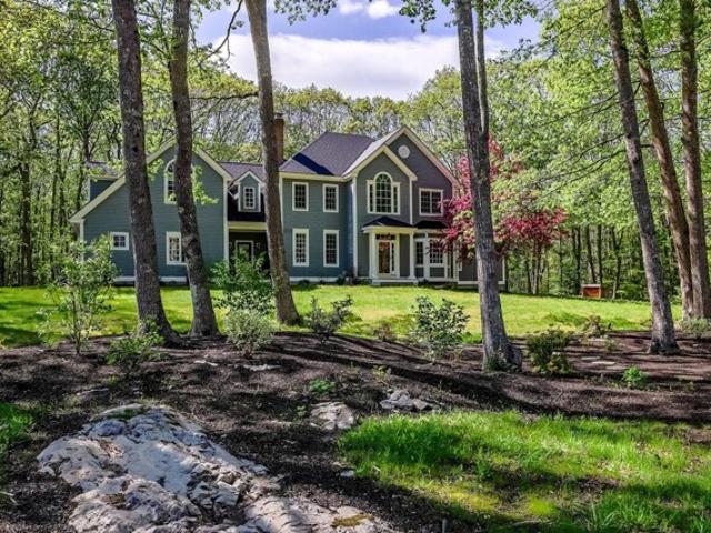 Ledgewater Dr, Kennebunk, Home For Sale