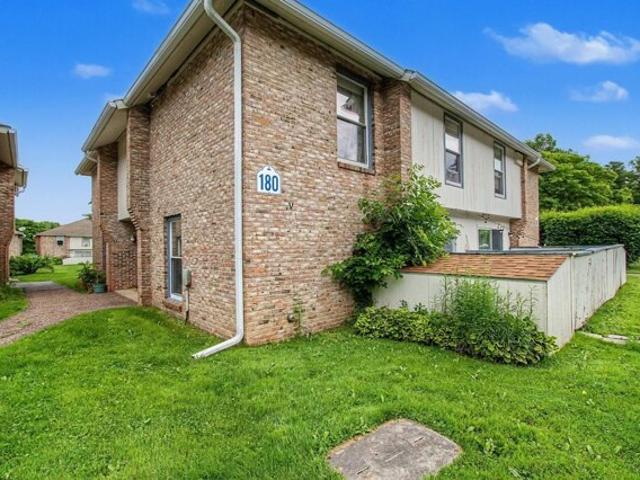 Ledgewood Cir Apt,burlington, Home For Sale