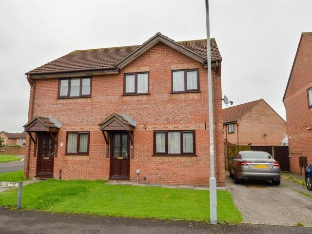 Leeward Close, Bridgwater TA6 3 bed semi detached house to rent £1,265 pcm £292 pw